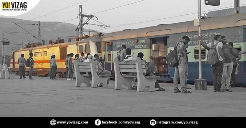 Popular Vizag-Hyderabad train, Godavari Express completes 45 years