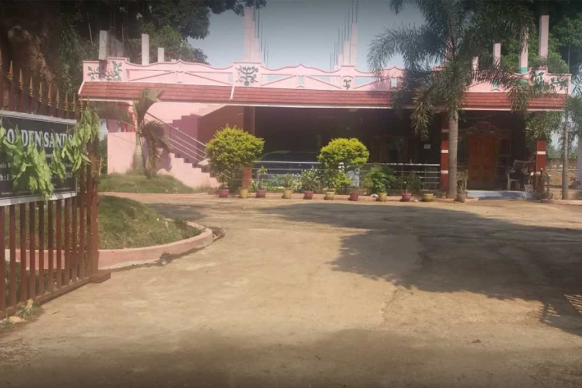 List of resorts and tent services where you can stay on your trip to Araku