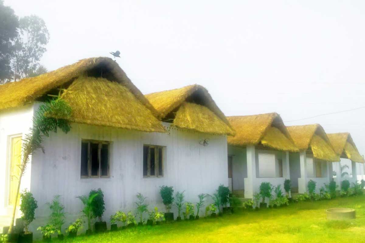 List of resorts and tent services where you can stay on your trip to Araku