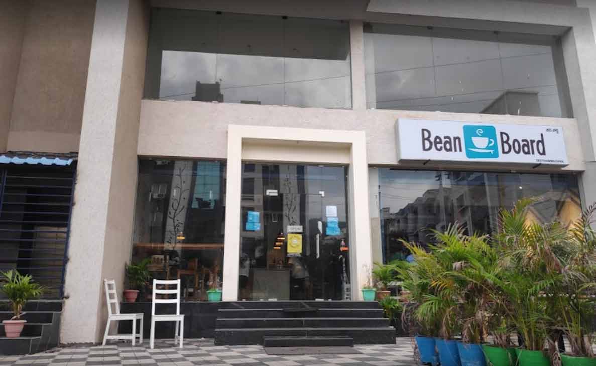 Visit these 8 resto cafes at Seethammadhara in Vizag for a good time