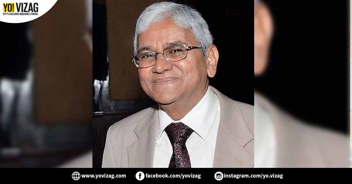 Vizag nephrologist, Dr. T Ravi Raju receives Lifetime Achievement Award